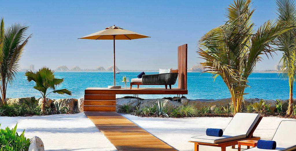 The Ritz-Carlton Al Hamra Beach 5* avec pré-extension possible au Ritz ...