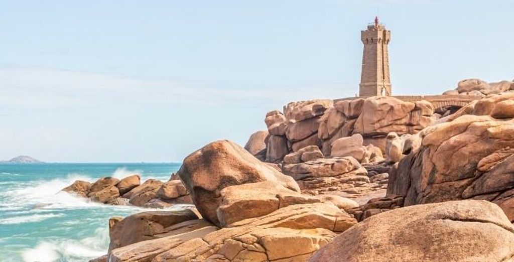 Dernière minute sur la côte de Granit Rose - Voyage Privé