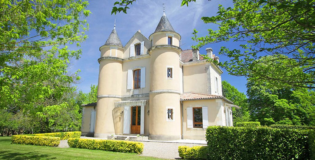 Chateau Seyches - Dordogne Valley - Up to 70% off | Voyage Privé