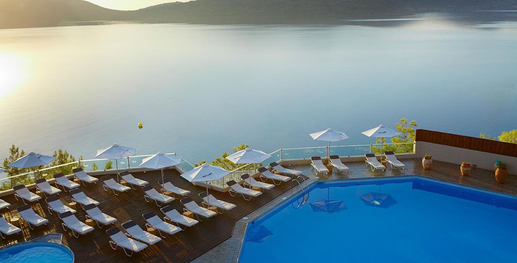 Sentido Elounda Blu 4* - Crete - Up to 70% off | Voyage Privé